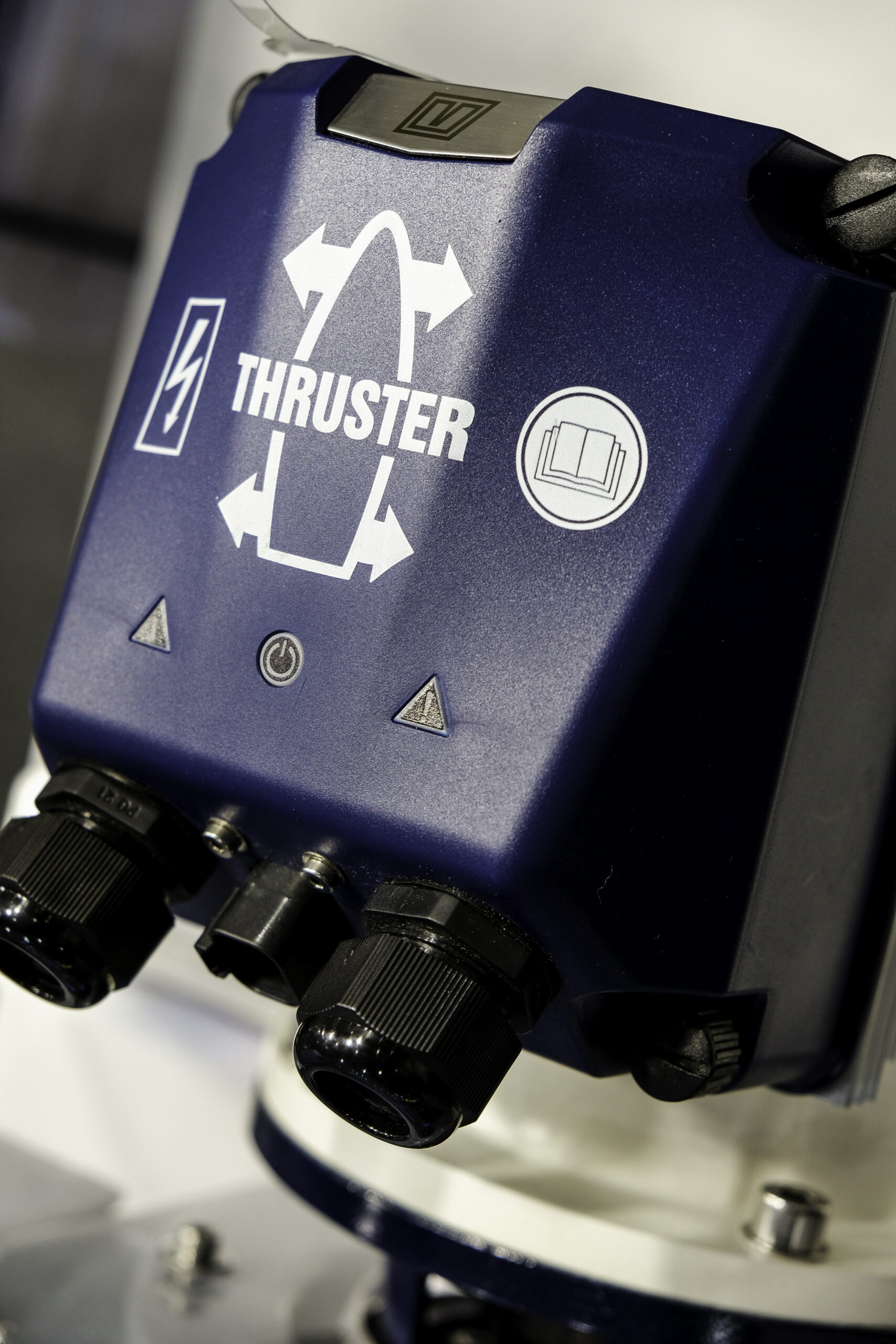 The BOW PRO Thruster Family - VETUS